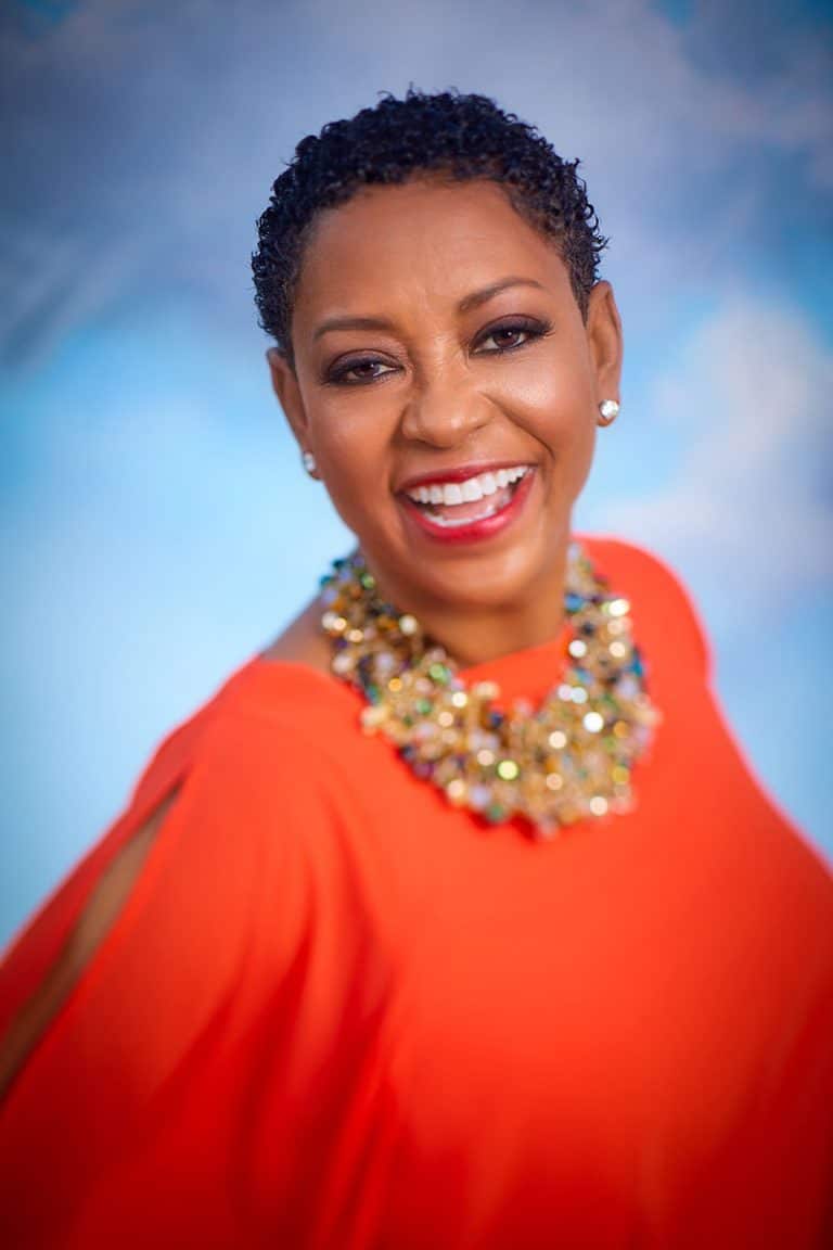 Headshot Photographer in Dallas - Paige Anderson